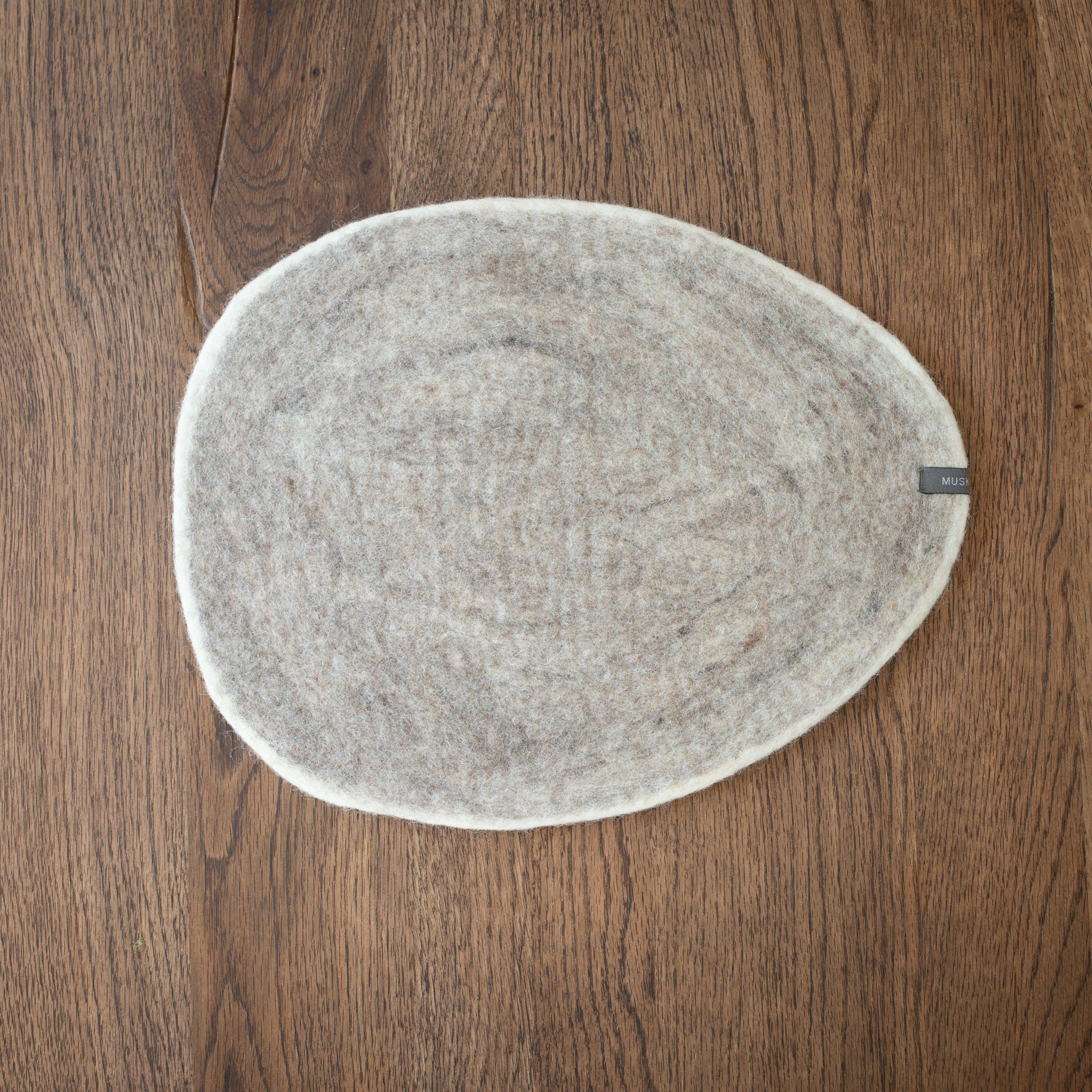 Muskhane Wool Felt Pebble Mat | Light Stone + Natural | Medium